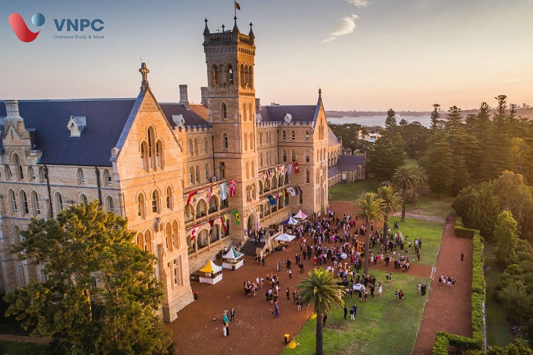 Du học trường ICMS - International College of Management, Sydney (ICMS)